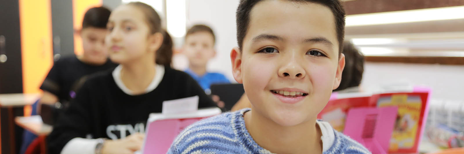 Spoken versus written language: identifying differences - Lexis Education Spoken versus written language: identifying differences - Lexis Education